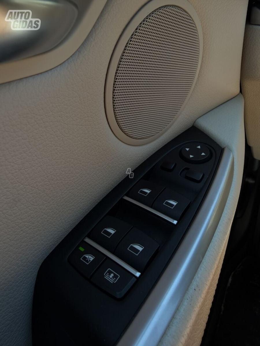 Melns BMW 535 Gran Turismo 2013 Viļņa, ar dzinēja tilpumu 2.90 L un nobraukumu 237 tūkst. km par 10000 €, foto 27 vietnē AUTOMOTO.COM.LV