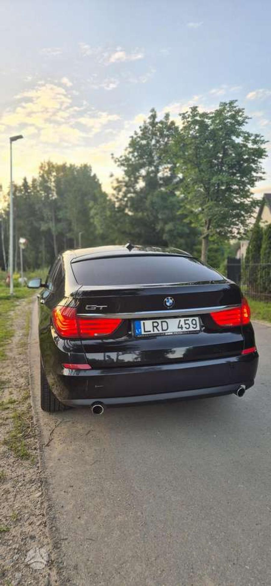Melns BMW 535 Gran Turismo 2013 Viļņa, ar dzinēja tilpumu 3.00 L un nobraukumu 194 tūkst. km par 12950 €, foto 5 vietnē AUTOMOTO.COM.LV