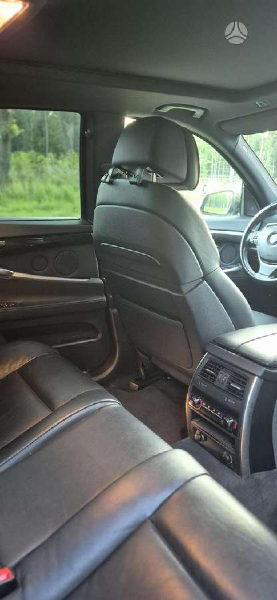 Melns BMW 535 Gran Turismo 2013 Viļņa, ar dzinēja tilpumu 3.00 L un nobraukumu 194 tūkst. km par 12950 €, foto 10 vietnē AUTOMOTO.COM.LV