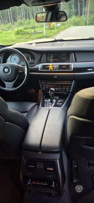 Melns BMW 535 Gran Turismo 2013 Viļņa, ar dzinēja tilpumu 3.00 L un nobraukumu 194 tūkst. km par 12950 €, foto 14 vietnē AUTOMOTO.COM.LV