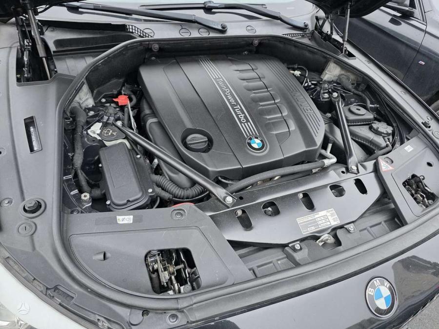 Melns BMW 535 Gran Turismo 2013 Viļņa, ar dzinēja tilpumu 2.99 L un nobraukumu 325 tūkst. km par 10999 €, foto 21 vietnē AUTOMOTO.COM.LV