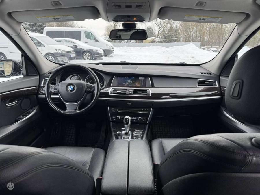 Black BMW 535 Gran Turismo 2015 in Panevezys, with an engine capacity of 2.98 L and mileage of 235 thousand km for 12500 €, photo 4 on AUTOMOTO.COM.LV