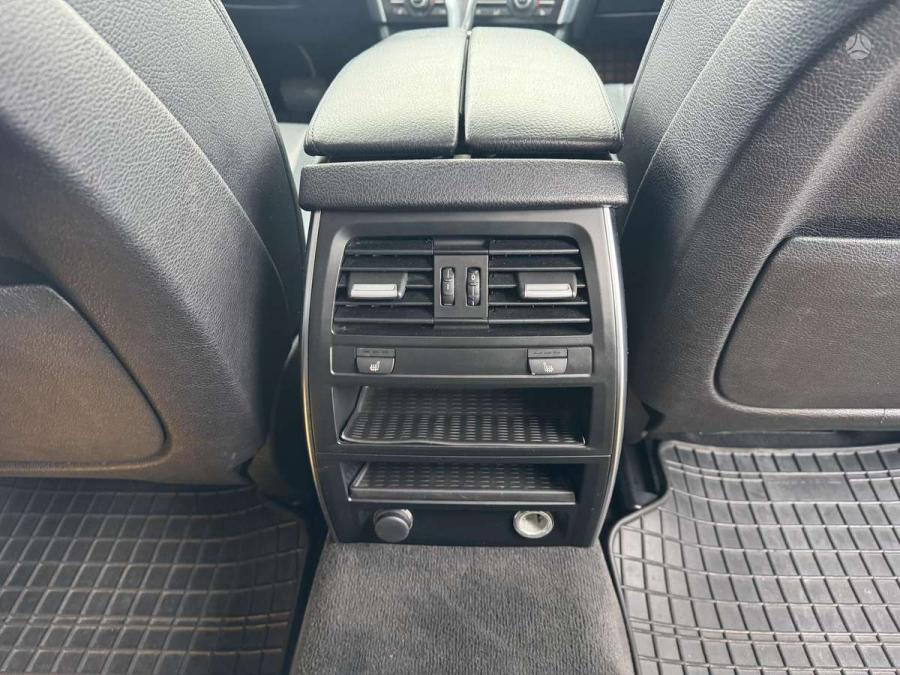 Black BMW 535 Gran Turismo 2015 in Panevezys, with an engine capacity of 2.98 L and mileage of 235 thousand km for 12500 €, photo 17 on AUTOMOTO.COM.LV