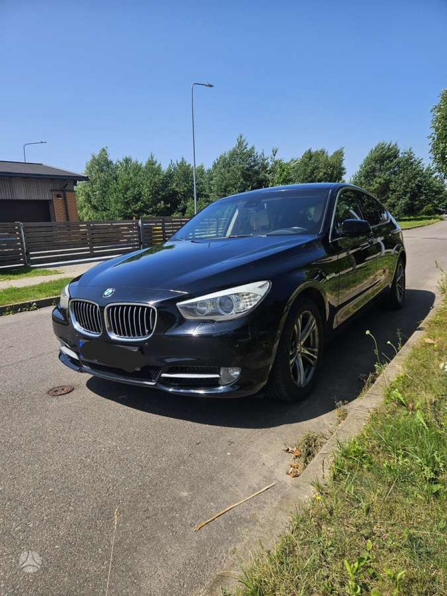 Black BMW 535 Gran Turismo 2011 in Vilnius, with an engine capacity of 3.00 L and mileage of 359 thousand km for 9600 €, photo 10 on AUTOMOTO.COM.LV