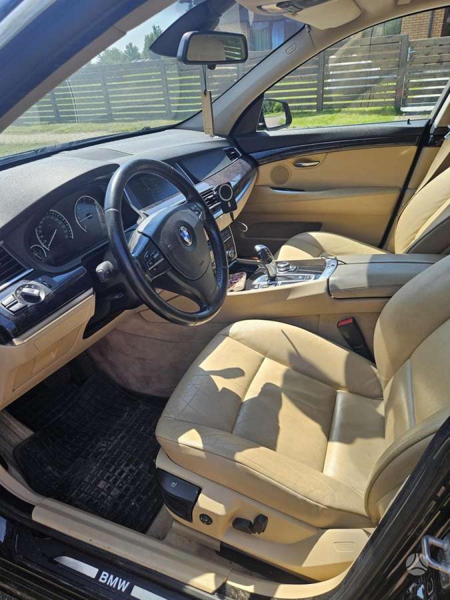 Black BMW 535 Gran Turismo 2011 in Vilnius, with an engine capacity of 3.00 L and mileage of 359 thousand km for 9600 €, photo 14 on AUTOMOTO.COM.LV