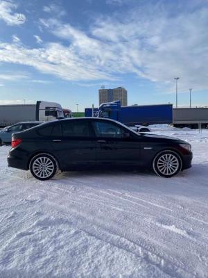 Black BMW 535 Gran Turismo 2011 in Klaipeda, with an engine capacity of 2.98 L and mileage of 240 thousand km for 8200 €, photo 3 on AUTOMOTO.COM.LV