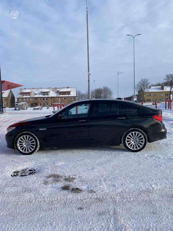 Melns BMW 535 Gran Turismo 2011 Klaipėda, ar dzinēja tilpumu 2.98 L un nobraukumu 240 tūkst. km par 8200 €, foto 10 vietnē AUTOMOTO.COM.LV
