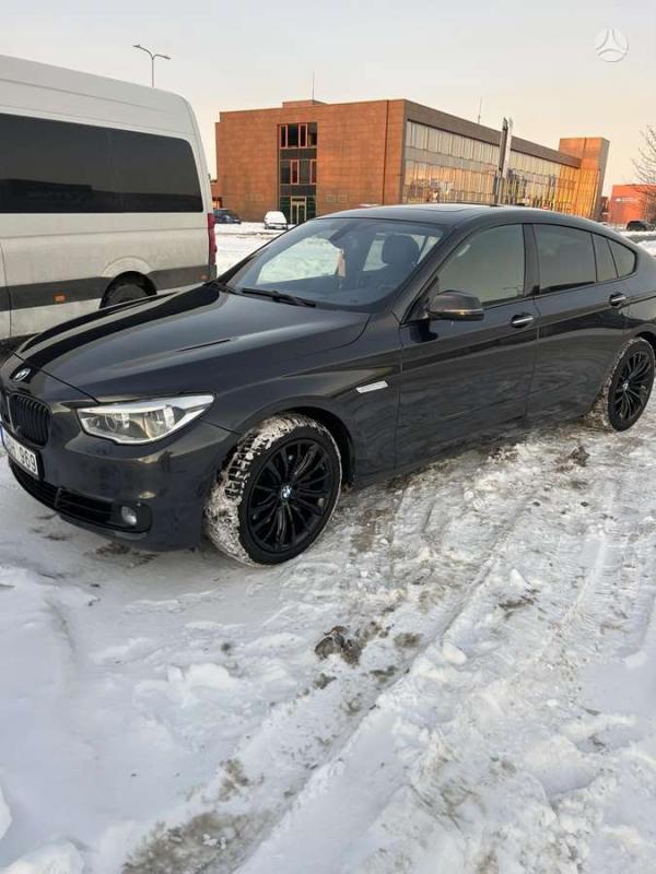 Black BMW 535 Gran Turismo 2013 in Klaipeda, with an engine capacity of 3.50 L and mileage of 168 thousand km for 10800 €, photo 3 on AUTOMOTO.COM.LV