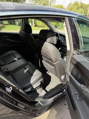 Black BMW 535 Gran Turismo 2013 in Marijampole, with an engine capacity of 3.50 L and mileage of 314 thousand km for 9200 €, photo 13 on AUTOMOTO.COM.LV
