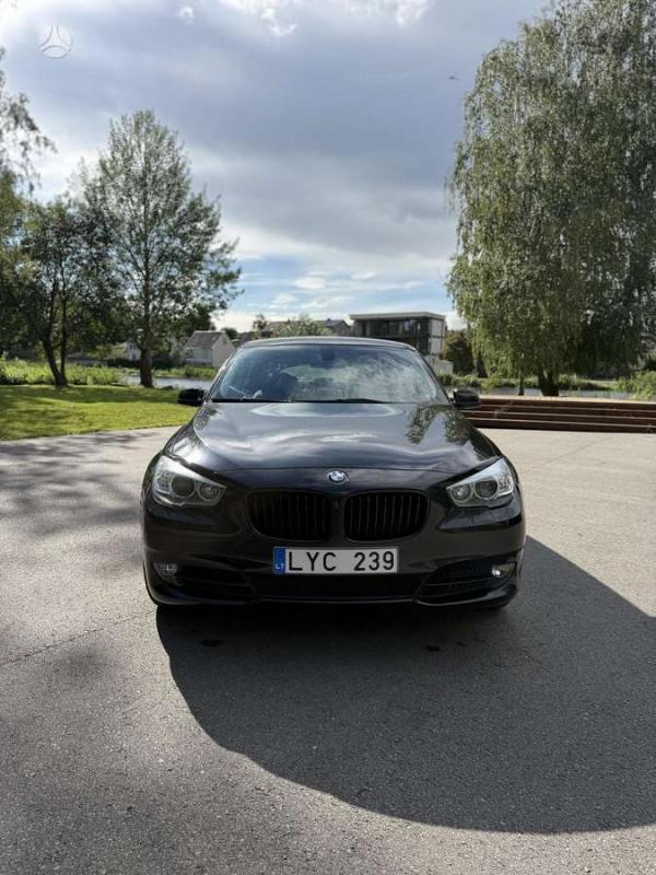 Black BMW 535 Gran Turismo 2013 in Marijampole, with an engine capacity of 3.50 L and mileage of 314 thousand km for 9000 €, photo 3 on AUTOMOTO.COM.LV