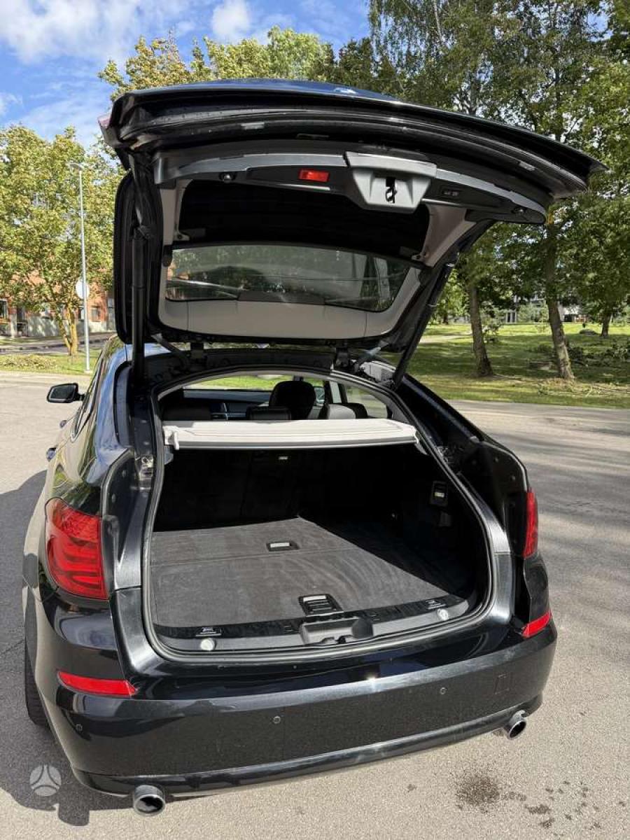 Black BMW 535 Gran Turismo 2013 in Marijampole, with an engine capacity of 3.50 L and mileage of 314 thousand km for 9000 €, photo 9 on AUTOMOTO.COM.LV