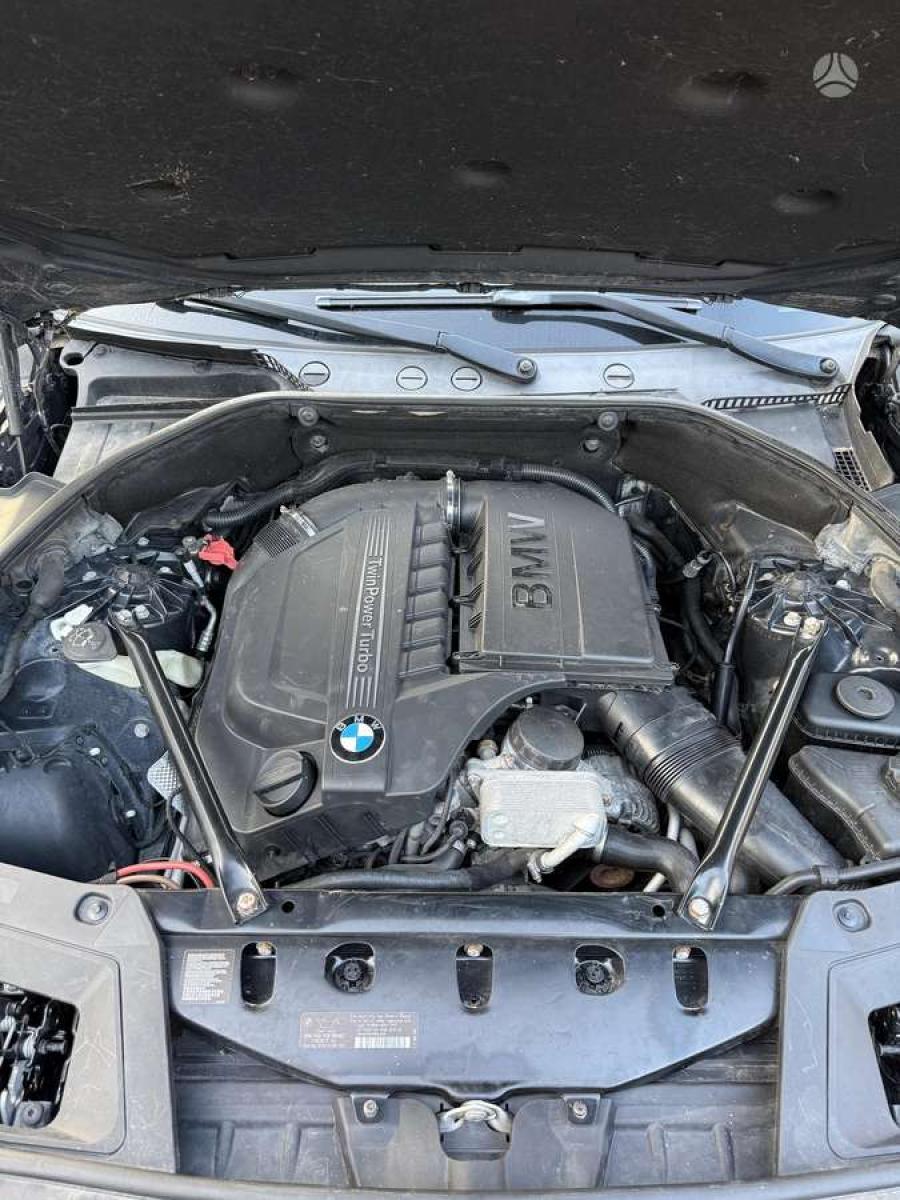 Black BMW 535 Gran Turismo 2013 in Marijampole, with an engine capacity of 3.50 L and mileage of 314 thousand km for 9000 €, photo 23 on AUTOMOTO.COM.LV