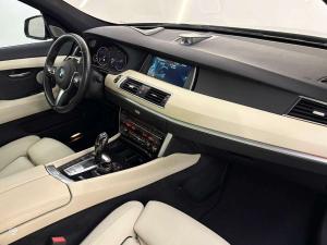 Black BMW 535 Gran Turismo 2013 in Marijampole, with an engine capacity of 2.99 L and mileage of 195 thousand km for 14999 €, photo 40 on AUTOMOTO.COM.LV