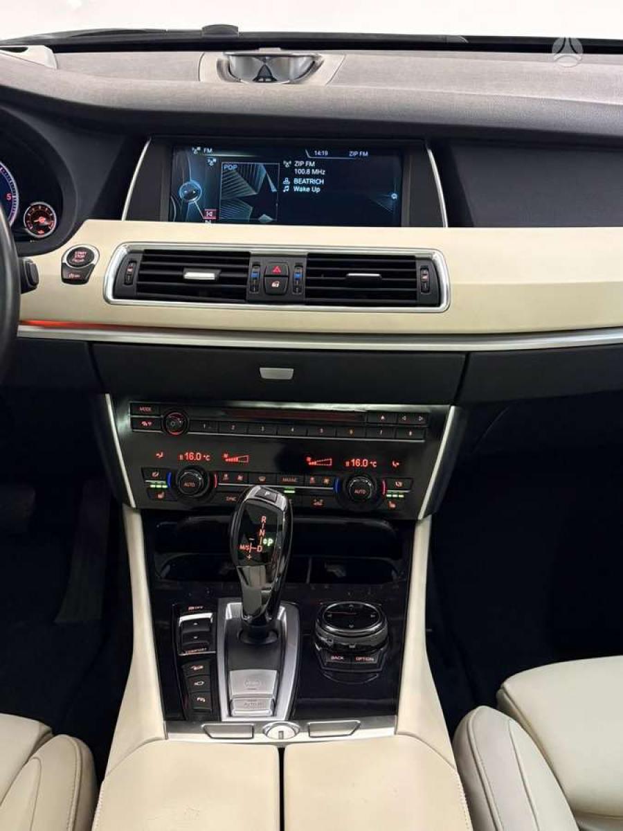 Black BMW 535 Gran Turismo 2013 in Marijampole, with an engine capacity of 2.99 L and mileage of 195 thousand km for 14999 €, photo 48 on AUTOMOTO.COM.LV