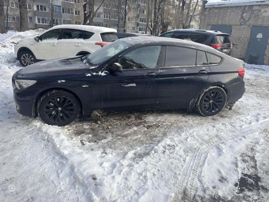 Blue BMW 535 Gran Turismo 2011 in Kaunas, with an engine capacity of 2.99 L and mileage of 307 thousand km for 6666 €, photo 2 on AUTOMOTO.COM.LV