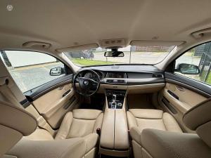 Blue BMW 535 Gran Turismo 2011 in Kaunas, with an engine capacity of 2.98 L and mileage of 320 thousand km for 5999 €, photo 28 on AUTOMOTO.COM.LV