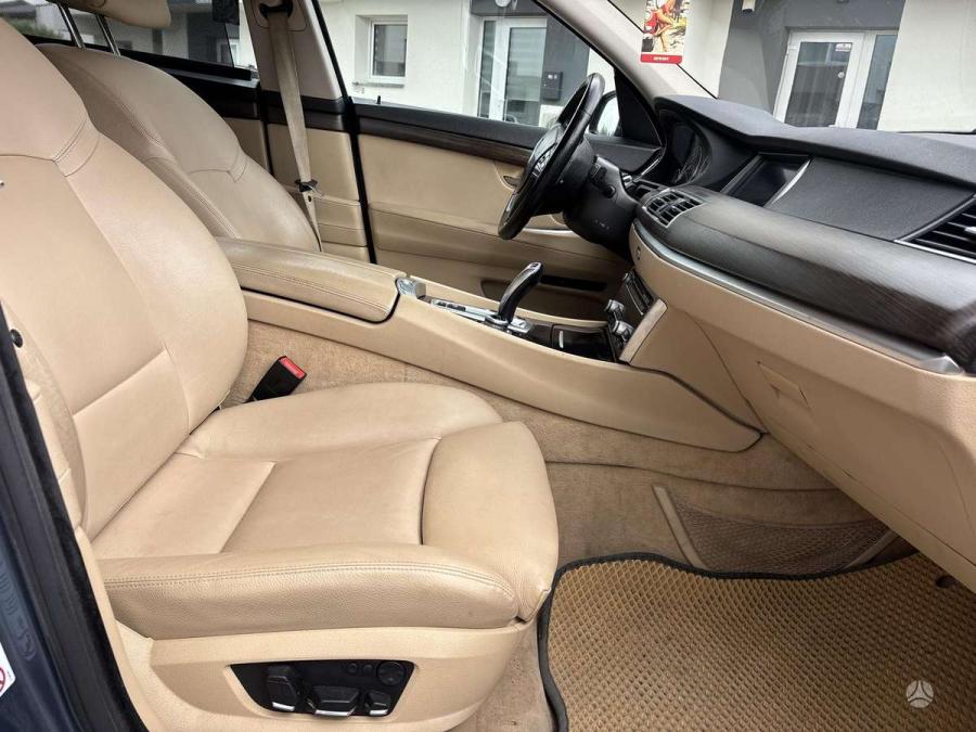 Blue BMW 535 Gran Turismo 2011 in Kaunas, with an engine capacity of 2.98 L and mileage of 320 thousand km for 5999 €, photo 29 on AUTOMOTO.COM.LV