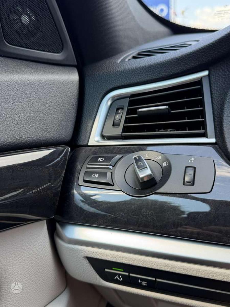 Zils BMW 535 Gran Turismo 2013 Viļņa, ar dzinēja tilpumu 2.98 L un nobraukumu 237 tūkst. km par 10000 €, foto 22 vietnē AUTOMOTO.COM.LV