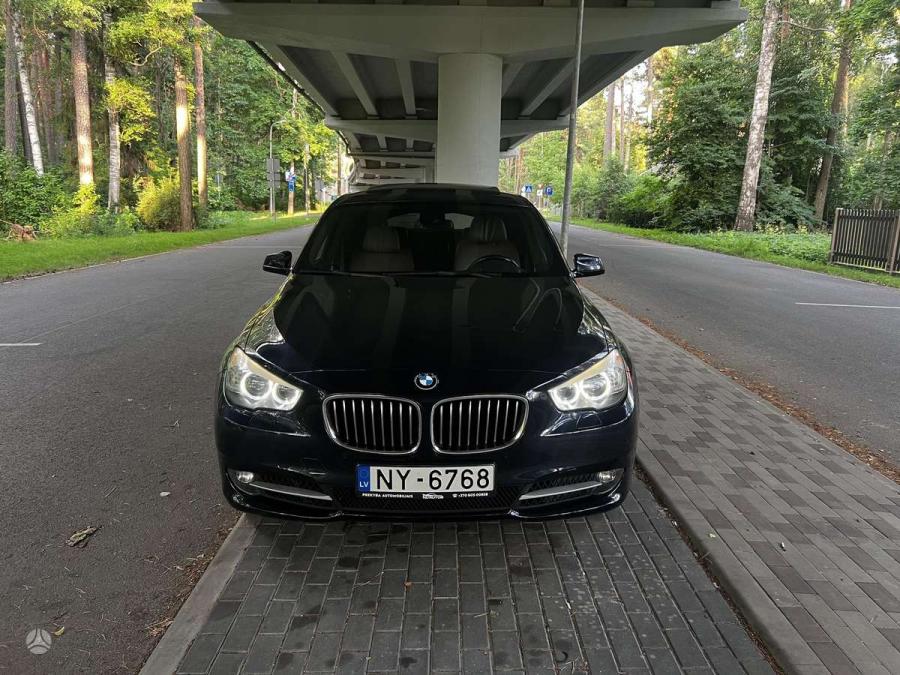 Blue BMW 535 Gran Turismo 2013 in Jurmala, with an engine capacity of 2.99 L and mileage of 274 thousand km for 13450 €, photo 8 on AUTOMOTO.COM.LV