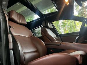 Blue BMW 535 Gran Turismo 2013 in Jurmala, with an engine capacity of 2.99 L and mileage of 274 thousand km for 13450 €, photo 11 on AUTOMOTO.COM.LV