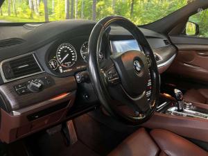 Blue BMW 535 Gran Turismo 2013 in Jurmala, with an engine capacity of 2.99 L and mileage of 274 thousand km for 13450 €, photo 15 on AUTOMOTO.COM.LV