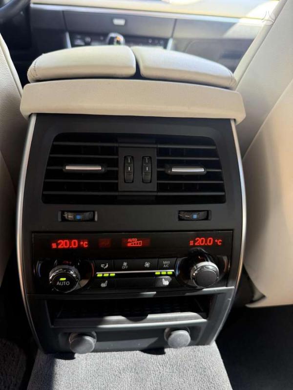Brown BMW 535 Gran Turismo 2014 in Marijampole, with an engine capacity of 2.99 L and mileage of 290 thousand km for 16300 €, photo 10 on AUTOMOTO.COM.LV