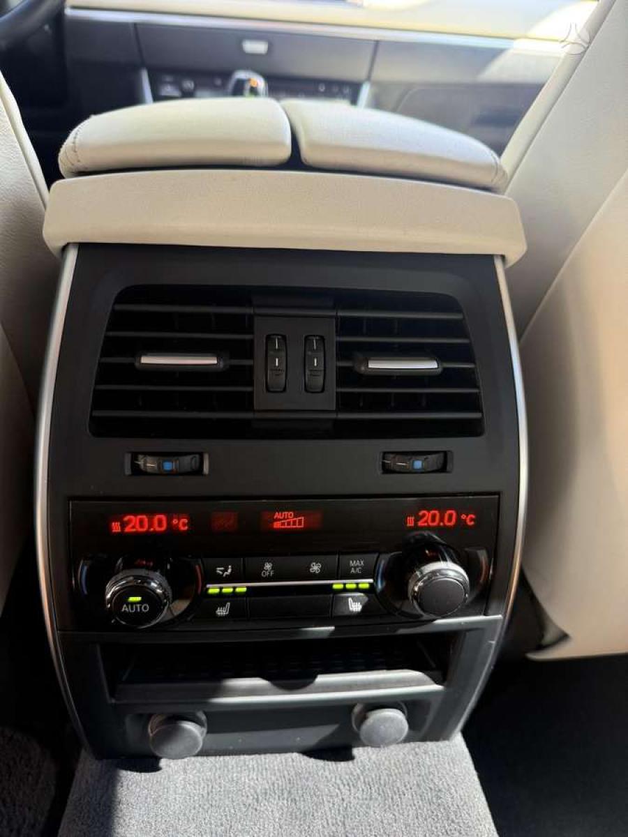 Brūns BMW 535 Gran Turismo 2014 Marijampole, ar dzinēja tilpumu 2.99 L un nobraukumu 290 tūkst. km par 16300 €, foto 11 vietnē AUTOMOTO.COM.LV