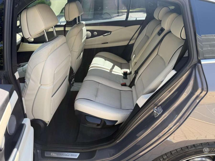 Brūns BMW 535 Gran Turismo 2014 Marijampole, ar dzinēja tilpumu 2.99 L un nobraukumu 290 tūkst. km par 16300 €, foto 19 vietnē AUTOMOTO.COM.LV