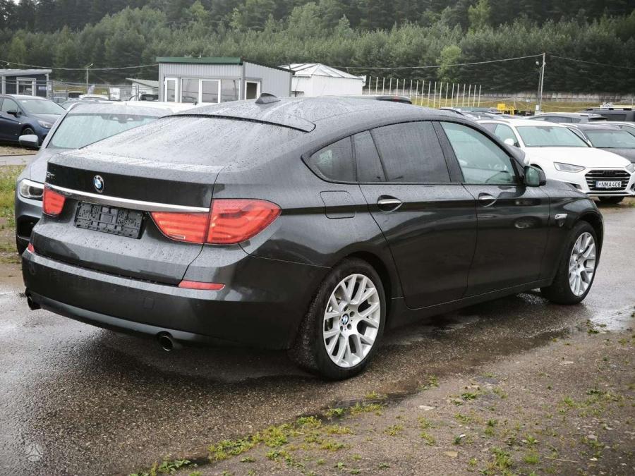 Grey BMW 535 Gran Turismo 2010 in Vilnius, with an engine capacity of 2.99 L and mileage of 375 thousand km for 9900 €, photo 6 on AUTOMOTO.COM.LV