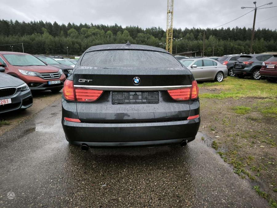 Grey BMW 535 Gran Turismo 2010 in Vilnius, with an engine capacity of 2.99 L and mileage of 375 thousand km for 9900 €, photo 8 on AUTOMOTO.COM.LV
