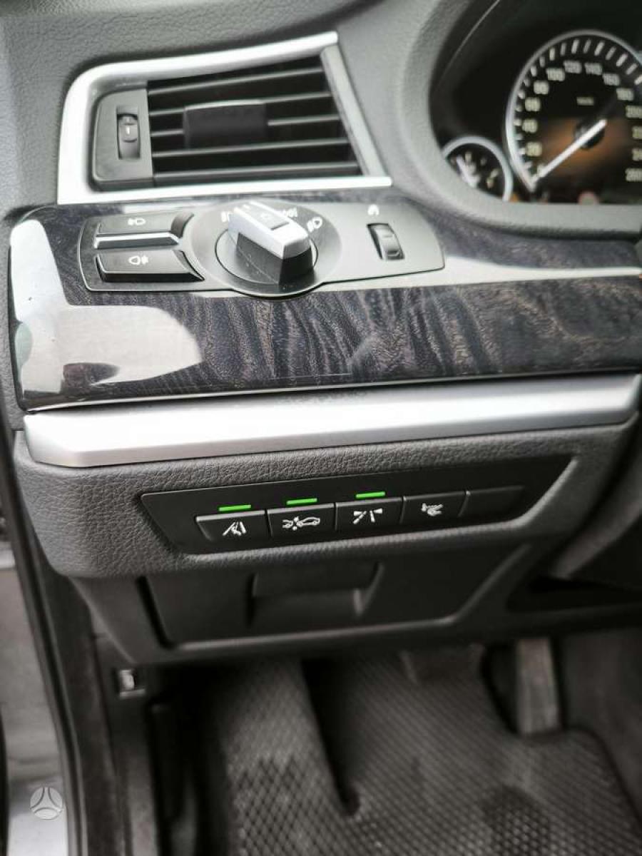 Grey BMW 535 Gran Turismo 2010 in Vilnius, with an engine capacity of 2.99 L and mileage of 375 thousand km for 9900 €, photo 13 on AUTOMOTO.COM.LV