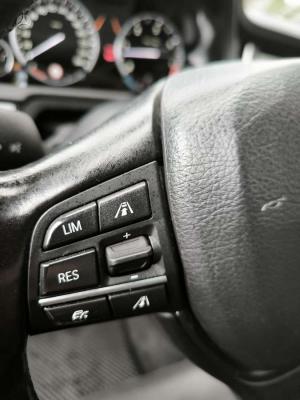 Grey BMW 535 Gran Turismo 2010 in Vilnius, with an engine capacity of 2.99 L and mileage of 375 thousand km for 9900 €, photo 16 on AUTOMOTO.COM.LV