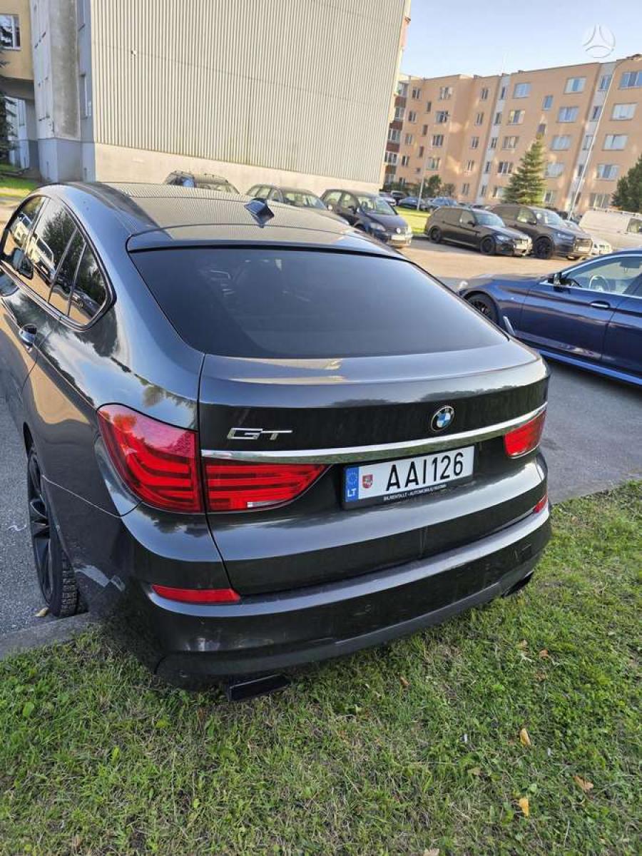 Pelēks BMW 535 Gran Turismo 2010 Klaipėda, ar dzinēja tilpumu 2.99 L un nobraukumu 280 tūkst. km par 10300 €, foto 9 vietnē AUTOMOTO.COM.LV