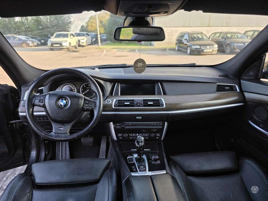 Pelēks BMW 535 Gran Turismo 2010 Klaipėda, ar dzinēja tilpumu 2.99 L un nobraukumu 280 tūkst. km par 10300 €, foto 13 vietnē AUTOMOTO.COM.LV