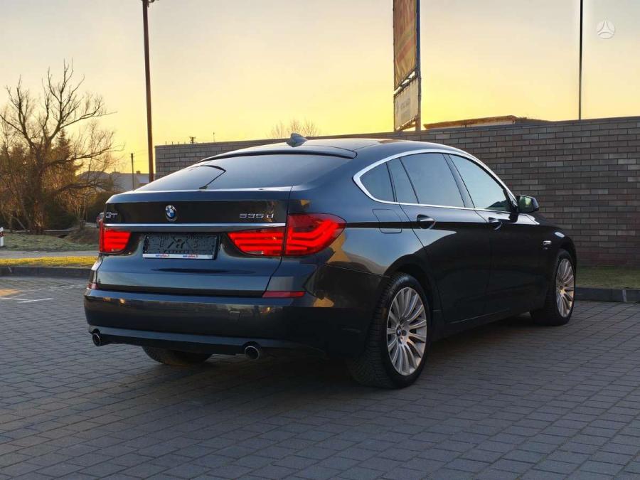 Pelēks BMW 535 Gran Turismo 2011 Marijampole, ar dzinēja tilpumu 2.99 L un nobraukumu 259 tūkst. km par 10500 €, foto 6 vietnē AUTOMOTO.COM.LV