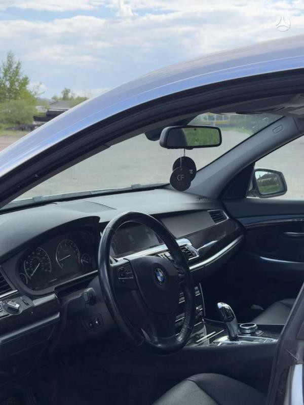 Grey BMW 535 Gran Turismo 2011 in Kedainiai, with an engine capacity of 2.98 L and mileage of 259 thousand km for 8500 €, photo 7 on AUTOMOTO.COM.LV
