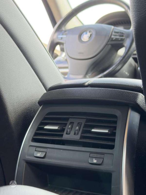 Grey BMW 535 Gran Turismo 2011 in Kedainiai, with an engine capacity of 2.98 L and mileage of 259 thousand km for 8500 €, photo 10 on AUTOMOTO.COM.LV