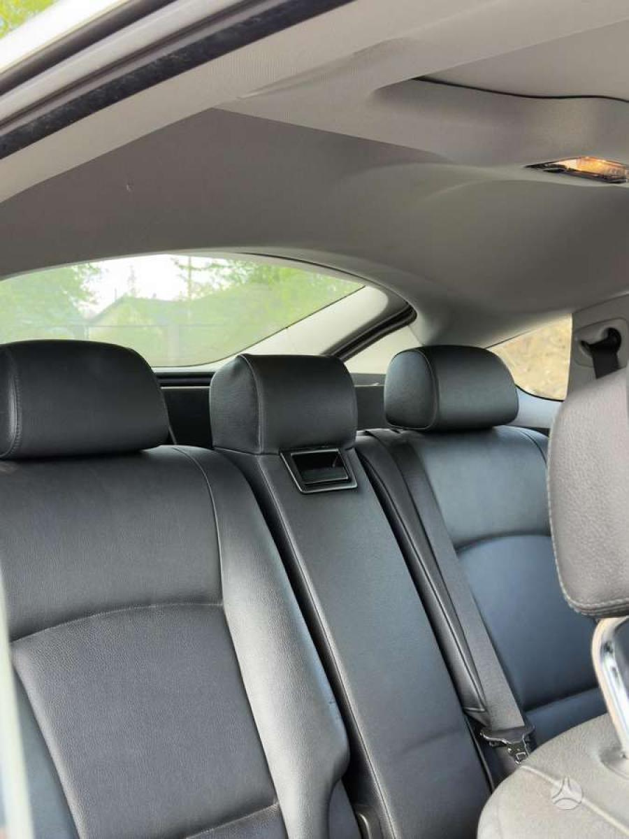 Grey BMW 535 Gran Turismo 2011 in Kedainiai, with an engine capacity of 2.98 L and mileage of 259 thousand km for 8500 €, photo 12 on AUTOMOTO.COM.LV