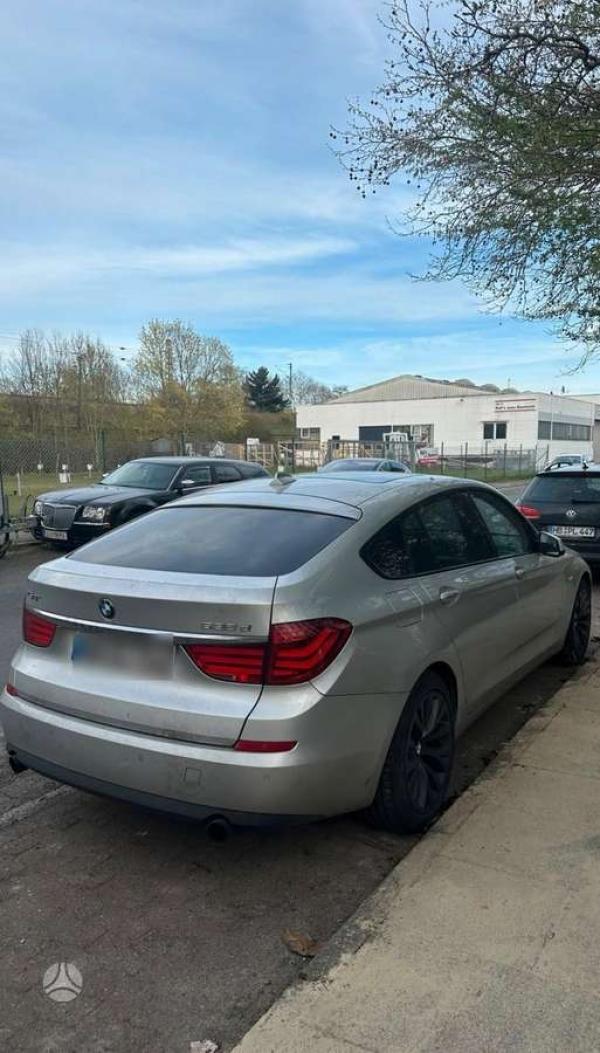Pelēks BMW 535 Gran Turismo 2011 Marijampole, ar dzinēja tilpumu 2.99 L un nobraukumu 316 tūkst. km par 3999 €, foto 5 vietnē AUTOMOTO.COM.LV