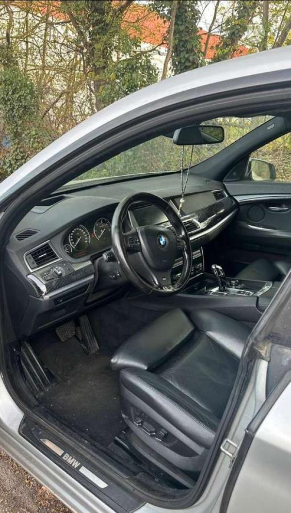 Pelēks BMW 535 Gran Turismo 2011 Marijampole, ar dzinēja tilpumu 2.99 L un nobraukumu 316 tūkst. km par 3999 €, foto 6 vietnē AUTOMOTO.COM.LV