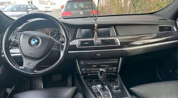 Pelēks BMW 535 Gran Turismo 2011 Marijampole, ar dzinēja tilpumu 2.99 L un nobraukumu 316 tūkst. km par 3999 €, foto 7 vietnē AUTOMOTO.COM.LV