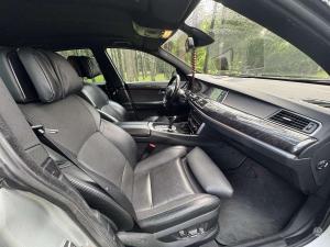 Grey BMW 535 Gran Turismo 2012 in Kaunas, with an engine capacity of 2.99 L and mileage of 300 thousand km for 10500 €, photo 13 on AUTOMOTO.COM.LV
