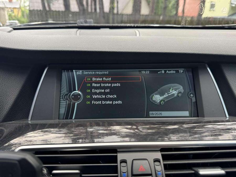 Grey BMW 535 Gran Turismo 2012 in Kaunas, with an engine capacity of 2.99 L and mileage of 300 thousand km for 10500 €, photo 22 on AUTOMOTO.COM.LV