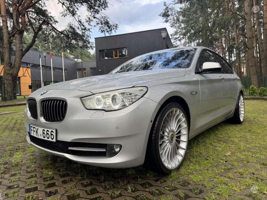 Grey BMW 535 Gran Turismo 2012 in Kaunas, with an engine capacity of 2.99 L and mileage of 300 thousand km for 10500 €, photo 30 on AUTOMOTO.COM.LV