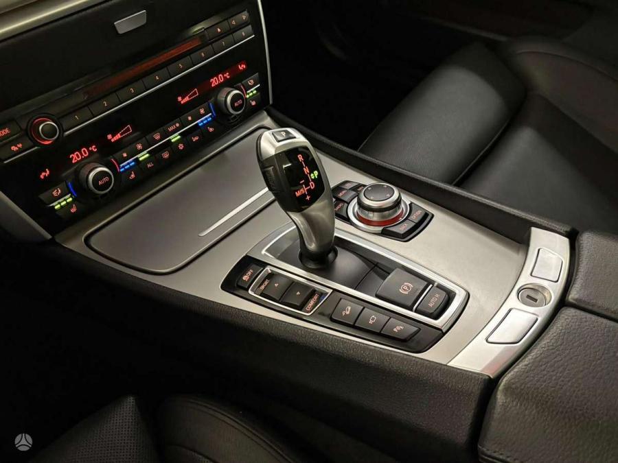 Grey BMW 535 Gran Turismo 2012 in Marijampole, with an engine capacity of 2.99 L and mileage of 181 thousand km for 12999 €, photo 14 on AUTOMOTO.COM.LV