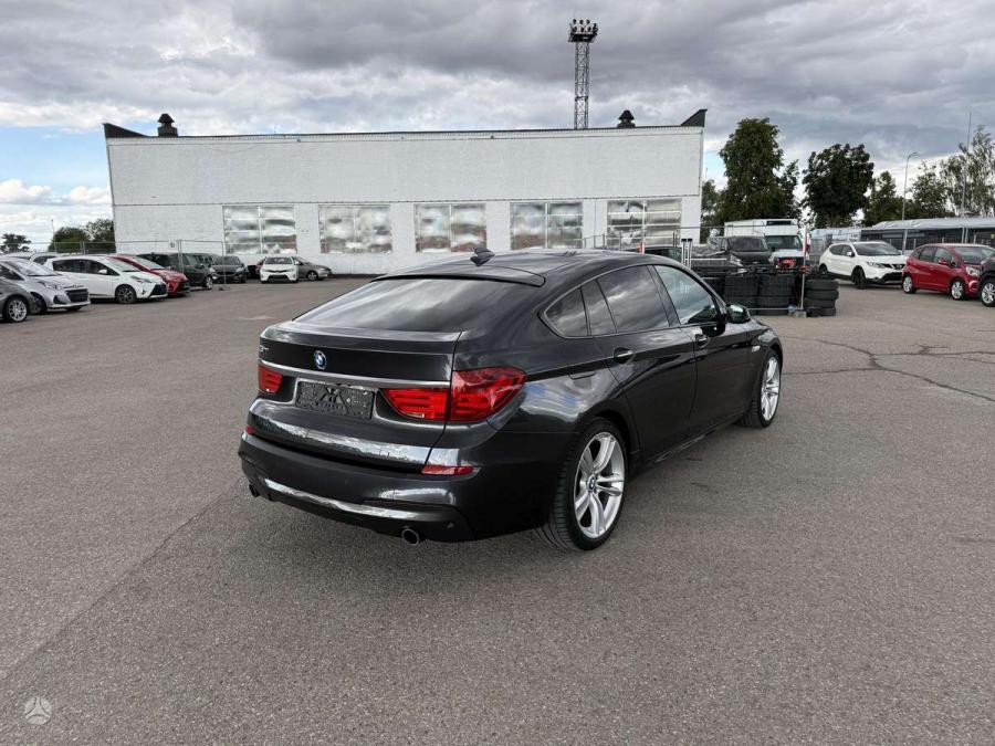 Grey BMW 535 Gran Turismo 2012 in Marijampole, with an engine capacity of 2.99 L and mileage of 250 thousand km for 11900 €, photo 9 on AUTOMOTO.COM.LV