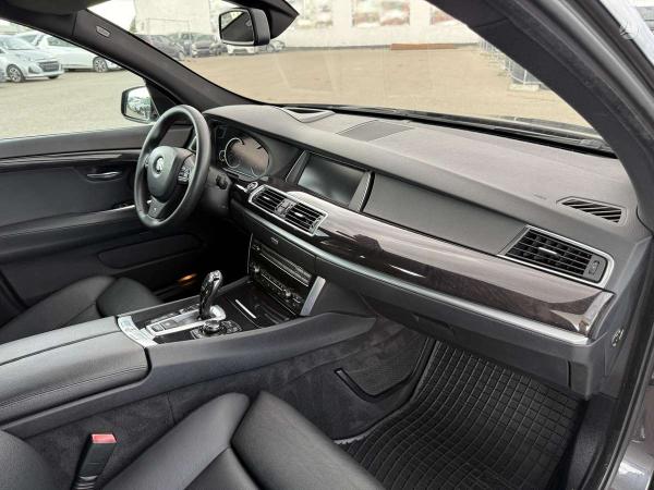 BMW 535 Gran Turismo 2012 in Marijampole on AUTOMOTO.COM.LV Grey BMW 535 Gran Turismo 2012 in Marijampole, with an engine capacity of 2.99 L and mileage of 250 thousand km for 11900 €, photo 11 on AUTOMOTO.COM.LV