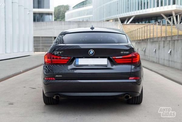 Pelēks BMW 535 Gran Turismo 2014 Viļņa, ar dzinēja tilpumu 3.00 L un nobraukumu 292 tūkst. km par 10400 €, foto 3 vietnē AUTOMOTO.COM.LV