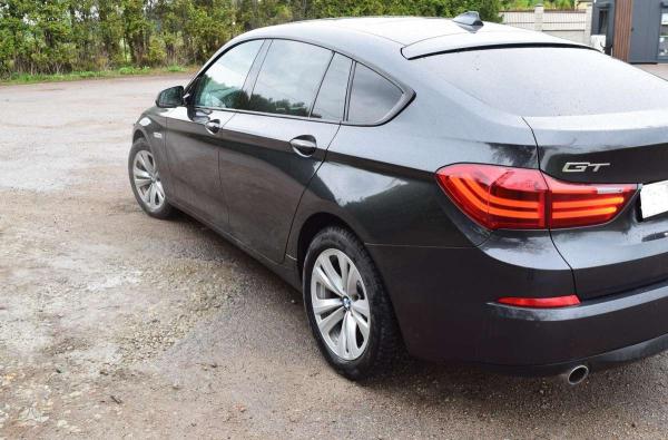 Grey BMW 535 Gran Turismo 2014 in Jonava, with an engine capacity of 2.99 L and mileage of 265 thousand km for 12999 €, photo 3 on AUTOMOTO.COM.LV