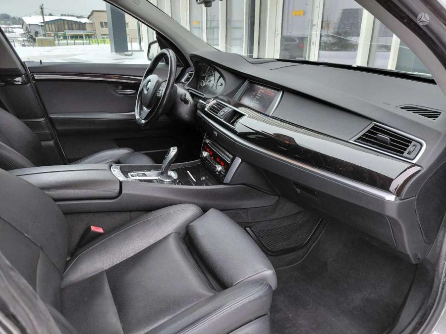 Pelēks BMW 535 Gran Turismo 2015 Viļņa, ar dzinēja tilpumu 2.98 L un nobraukumu 129 tūkst. km par 12500 €, foto 12 vietnē AUTOMOTO.COM.LV